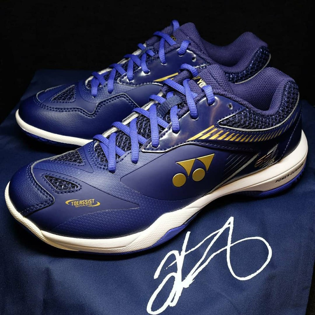 Jual Terbaru 2020 Sepatu Badminton Yonex SHB 65 Z2 SHB65 Z 2 Navy Gold Kento Momota Original ...