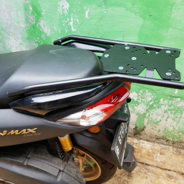 Jual BREKET BOX NMAX NEW 2020 model SHAD | Shopee Indonesia