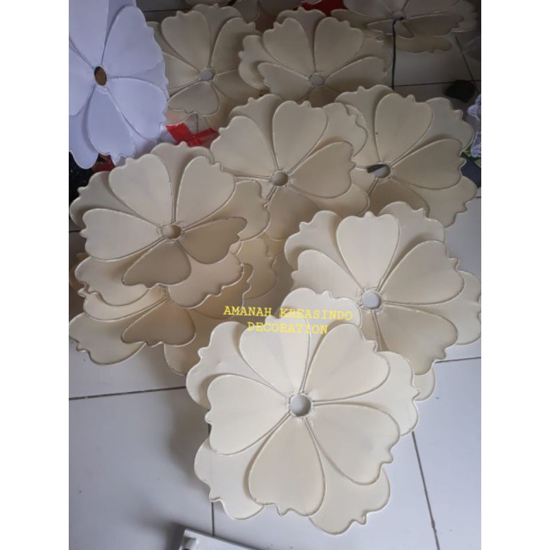 Jual BUNGA LAMPU DEKORASI KELOPAK TERATAI CREAM DEKORASI PELAMINAN ...
