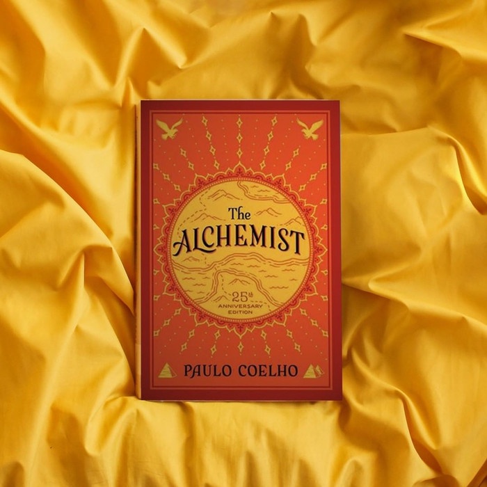 Jual SUPER SALE The Alchemist - Paulo Coelho 25th Anniversary | Shopee ...