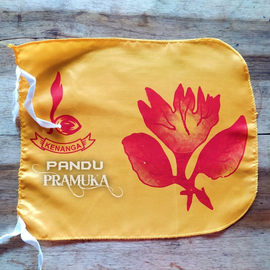 Jual bendera regu pramuka putri bunga kenanga | Shopee Indonesia