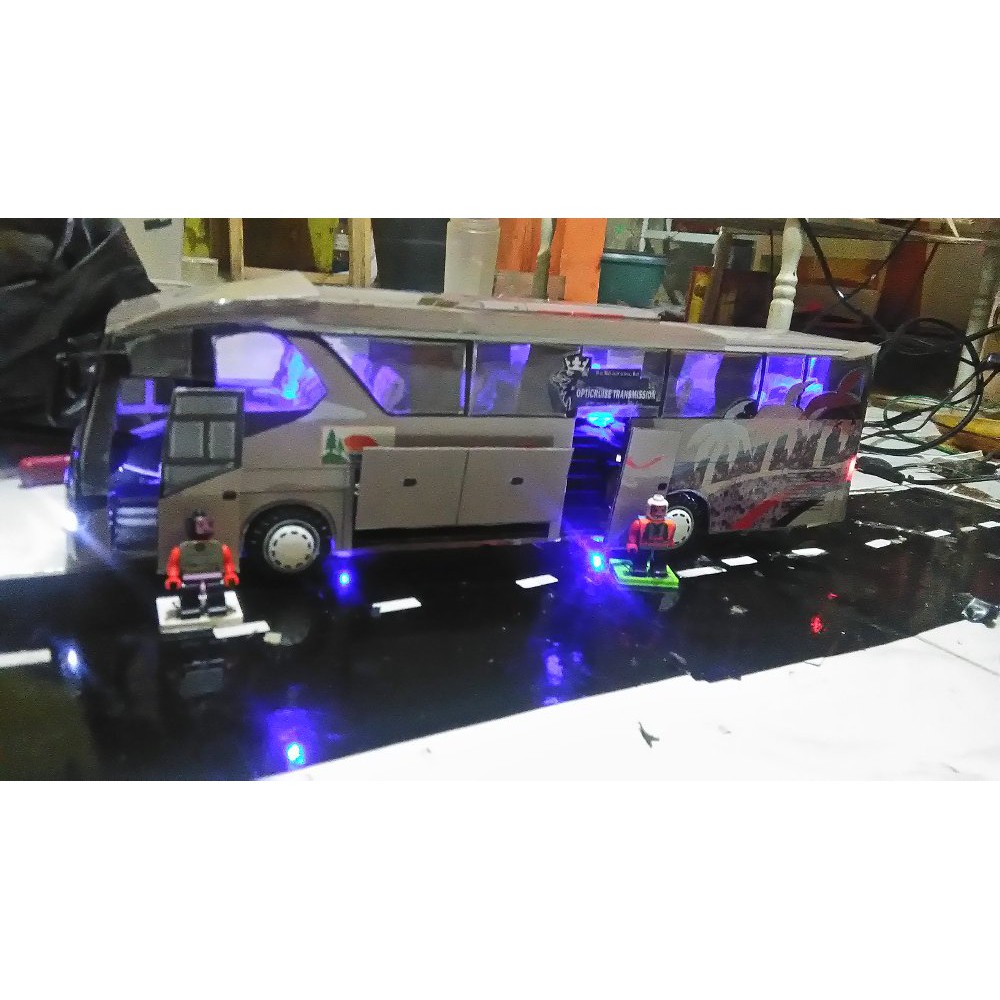 Jual Miniatur Bus San Legacy Sr | Miniatur Bis Full Strobo | Miniatur ... Jual Miniatur Bus San Legacy Sr | Miniatur Bis Full Strobo | Miniatur ...