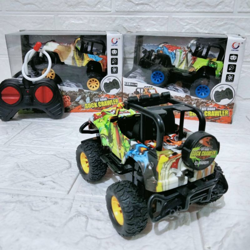 Jual mobil jeep Remote control termurah rock crawler | Shopee Indonesia