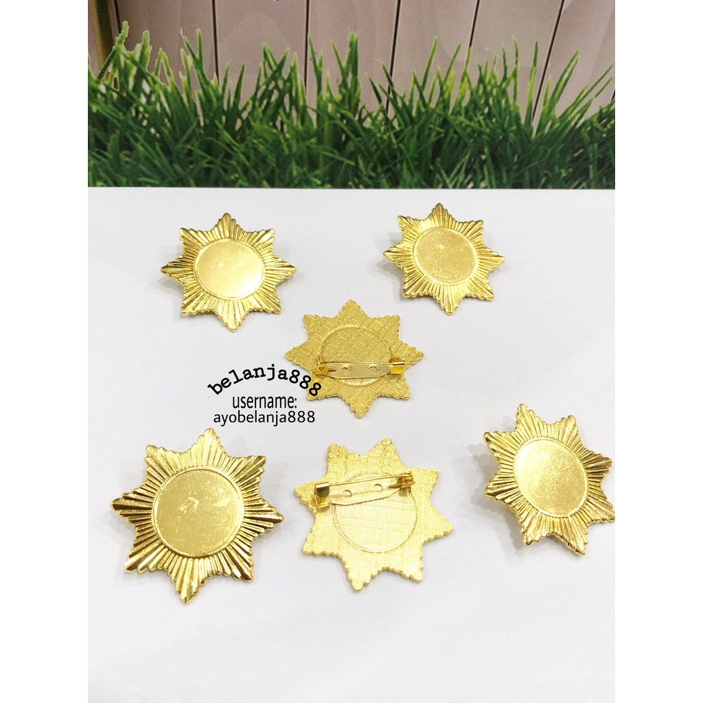 Jual Pin bintang 8 12 emas model peniti satuan | Shopee Indonesia