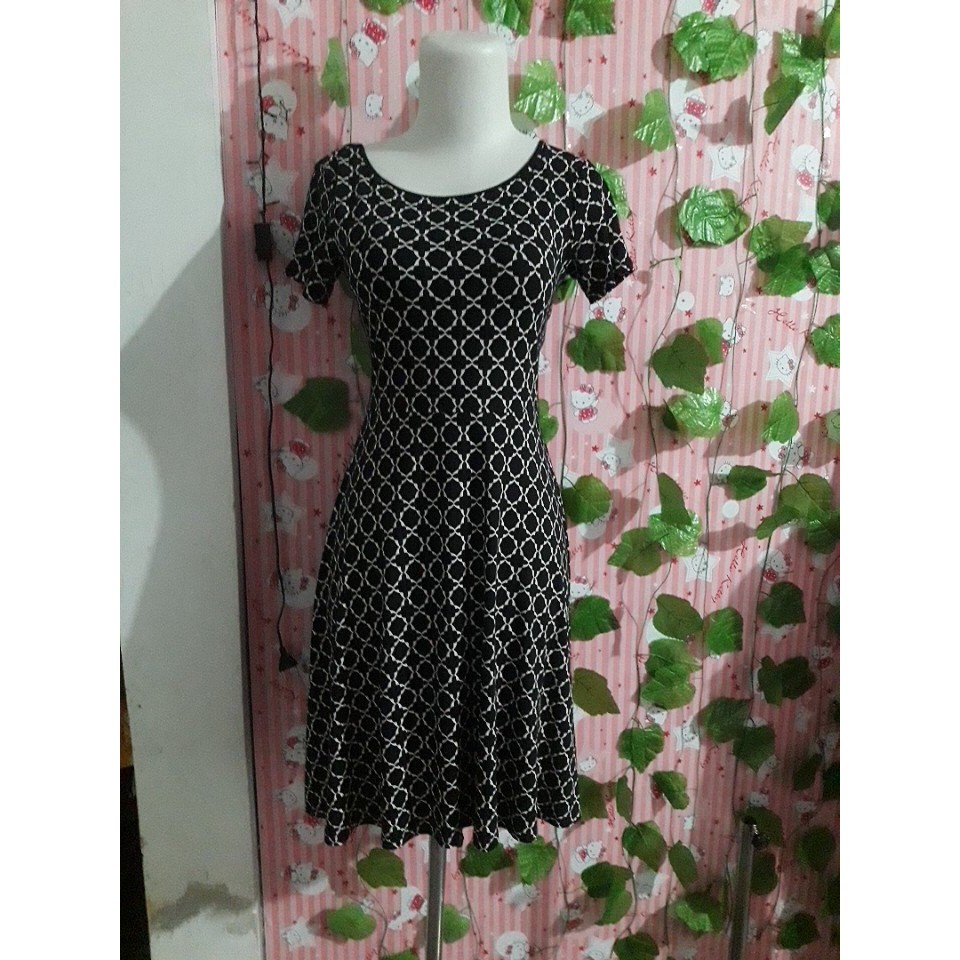 Jual RB PATUNG PLASTIK DM ATAU MANEKIN DM+ KAKI BESI | Shopee Indonesia