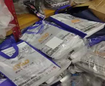 Jual JAS HUJAN AXIO ORIGINAL 100% BAHAN PARASIT TEBEL ANTI BOCOR BAHAN ...