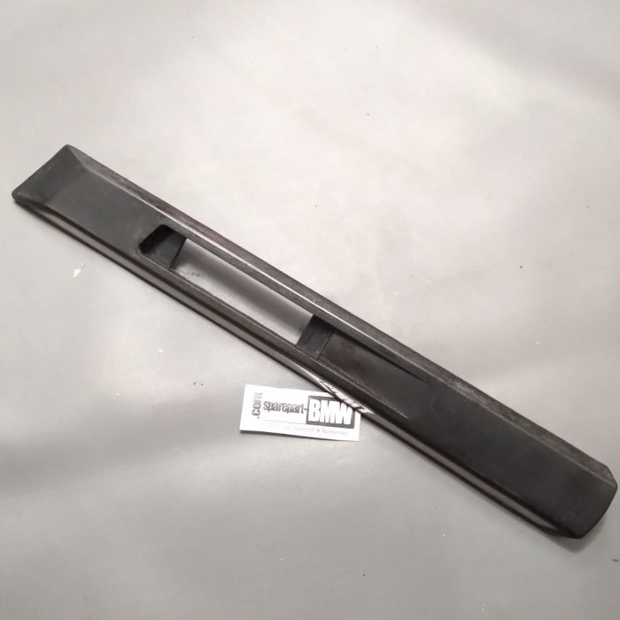 Jual Lis Fender Depan KANAN BMW E38 730il 735iL | Shopee Indonesia