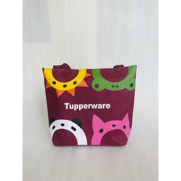 Jual Cosmo Cartoon Tupperware zipper bunga es (tas serbaguna) | Shopee ...