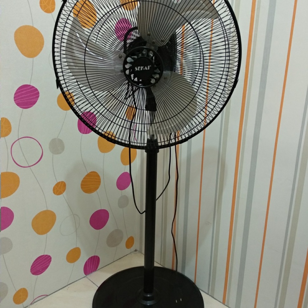 Jual KIPAS SFN 1809 Kipas Angin Besi Tornado Typhoon 18" Berdiri Stand Fan SEKAI BATAM | Shopee ...