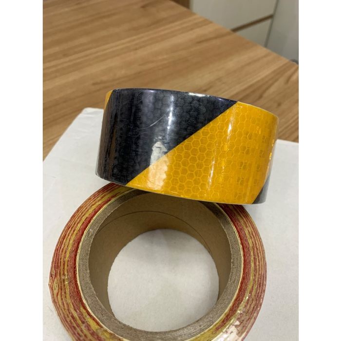 Jual Sticker Reflective Scotch LIght HITAM KUNING Diagonal 5 cm X 10 ...