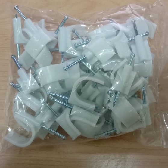 Jual Klem Pipa PVC + Paku 1/2" Harga 1 Bungkus/Klem Pipa Pvc + Paku ...