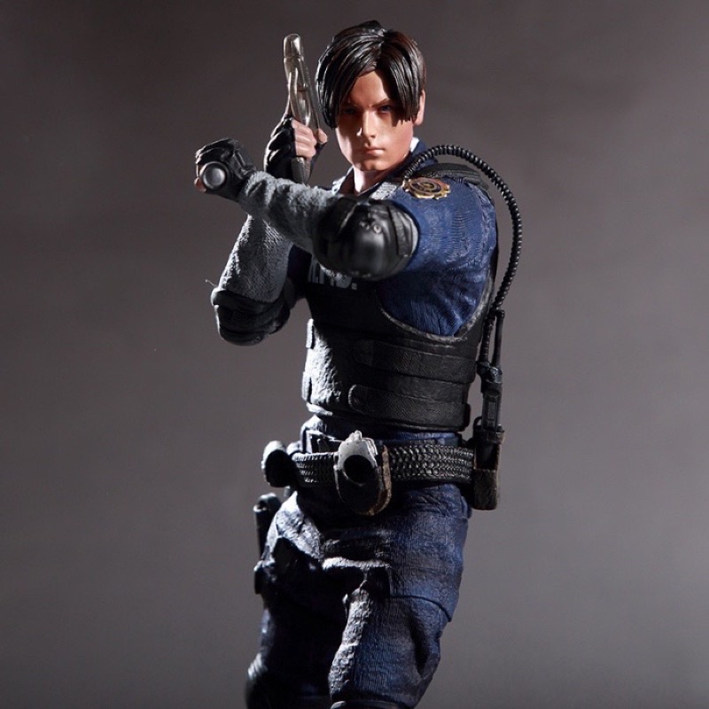 Jual Resident Evil 2 Leon S Kennedy RPD Battle Ver. Raccon Police ...