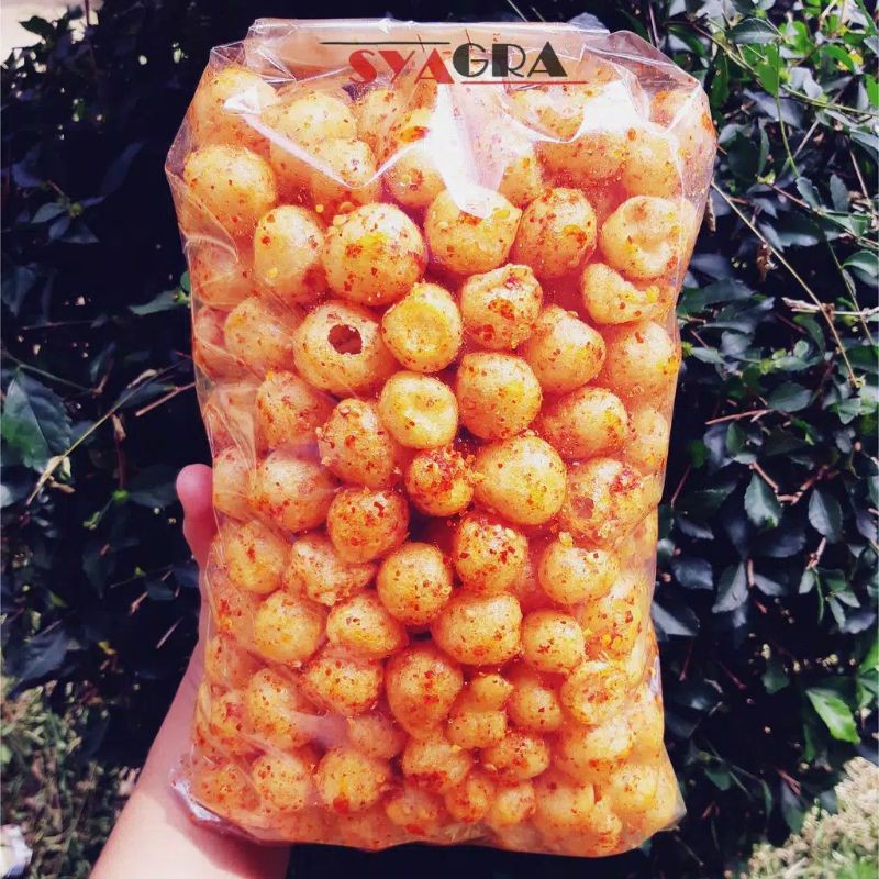 Jual Endog Lewo Pedas Original 1Kg. Cemilan Kiloan Pedas Khas Garut ...