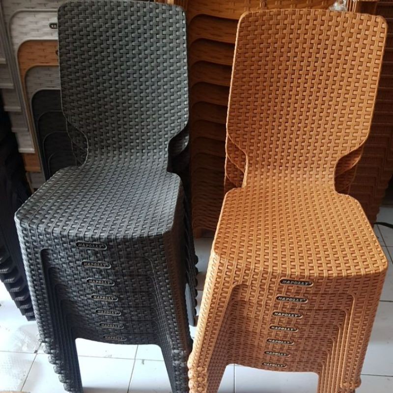 Jual Kursi Plastik Napolly Rotan Sandaran / Kursi Makan / Kursi Cafe ...
