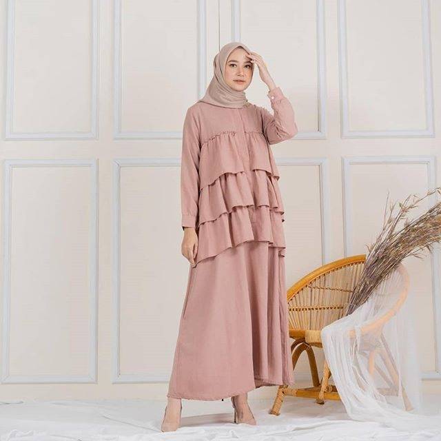 Jual Alana dress nude by ema daily | Shopee Indonesia