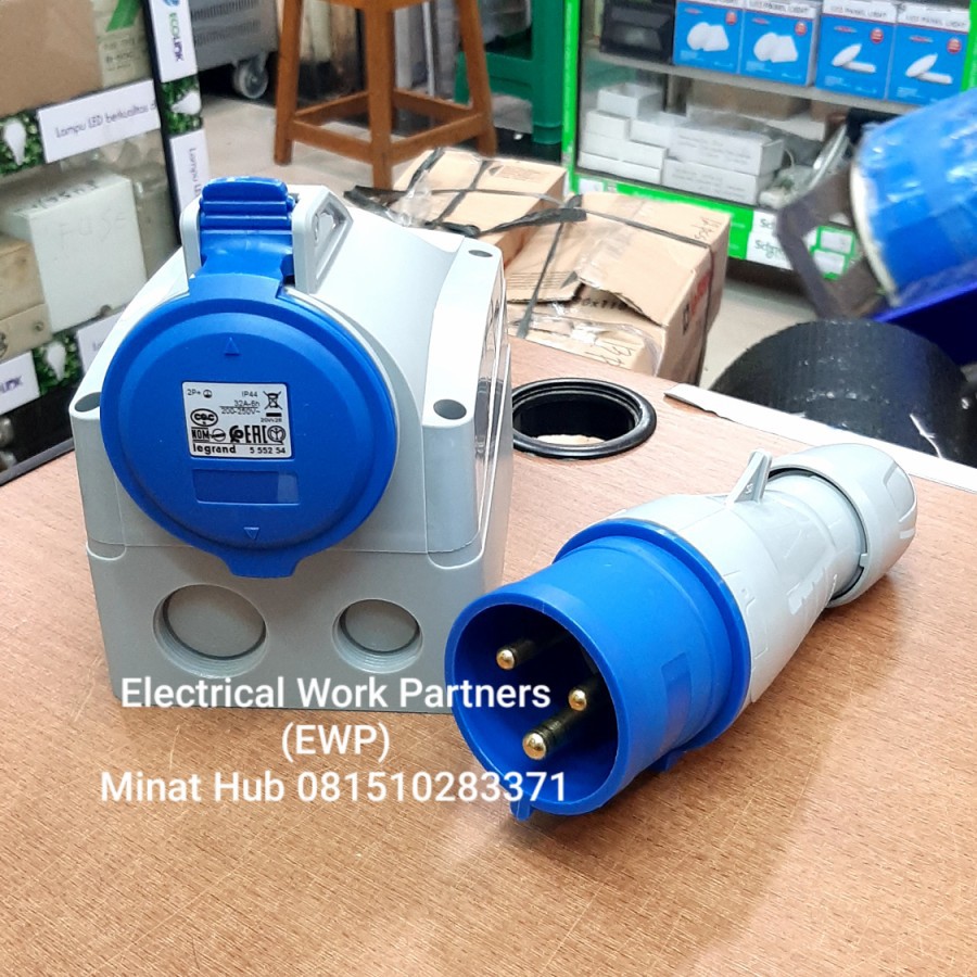 Jual LEGRAND 1 SET STOP KONTAK SURFACE MOUNTING + STECKER 3PIN 32A | Shopee Indonesia