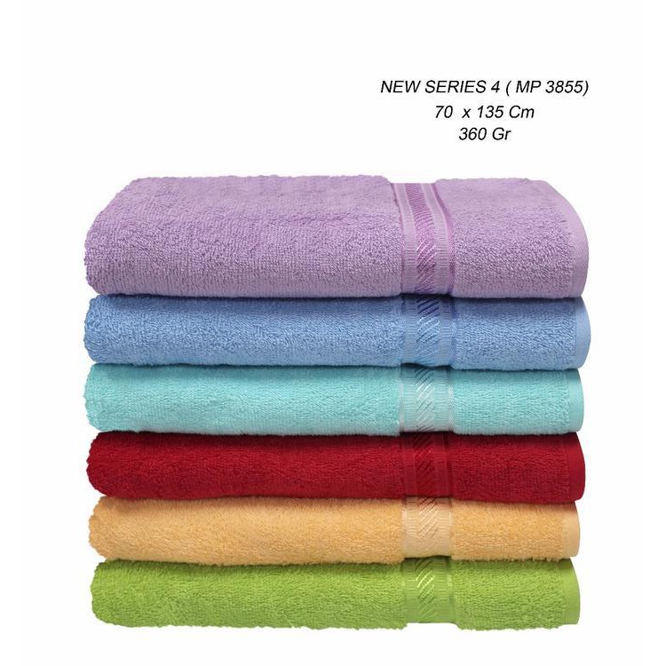 Jual Handuk Merah Putih 70 x 135 cm Polos | Shopee Indonesia