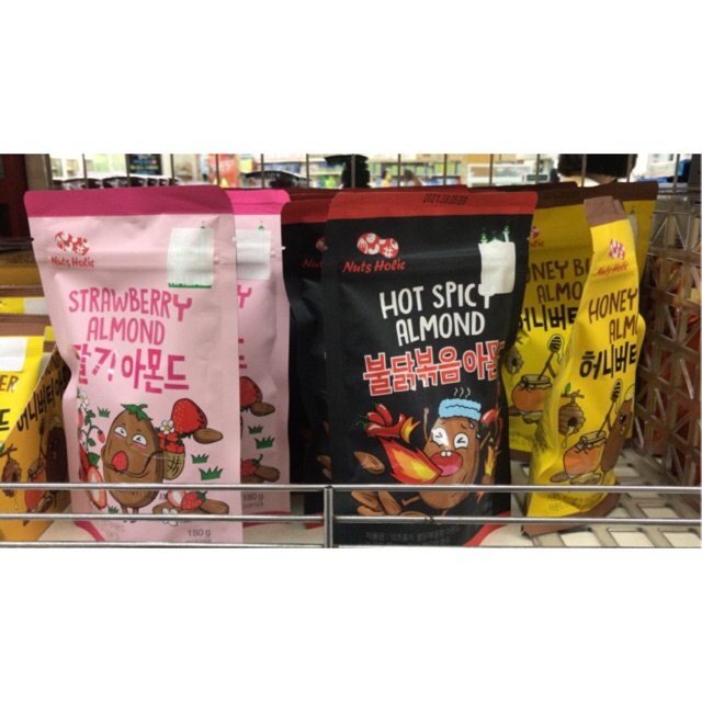 Jual NUTS HOLIC Honey Butter Almond, Strawberry, Spicy Korea 180 Gram ...