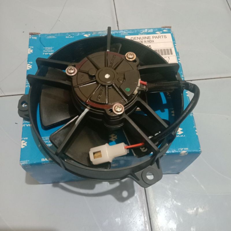 Jual kipas fan assy radiator bajaj Pulsar ns 200 original Kawasaki ...