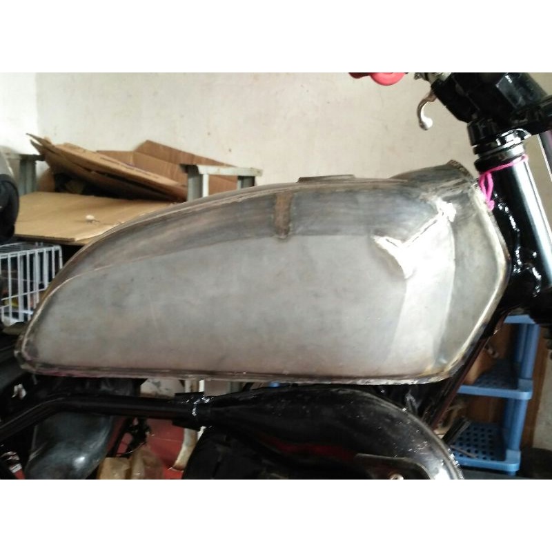 Jual tangki custom model scrambler TS 100N | Shopee Indonesia