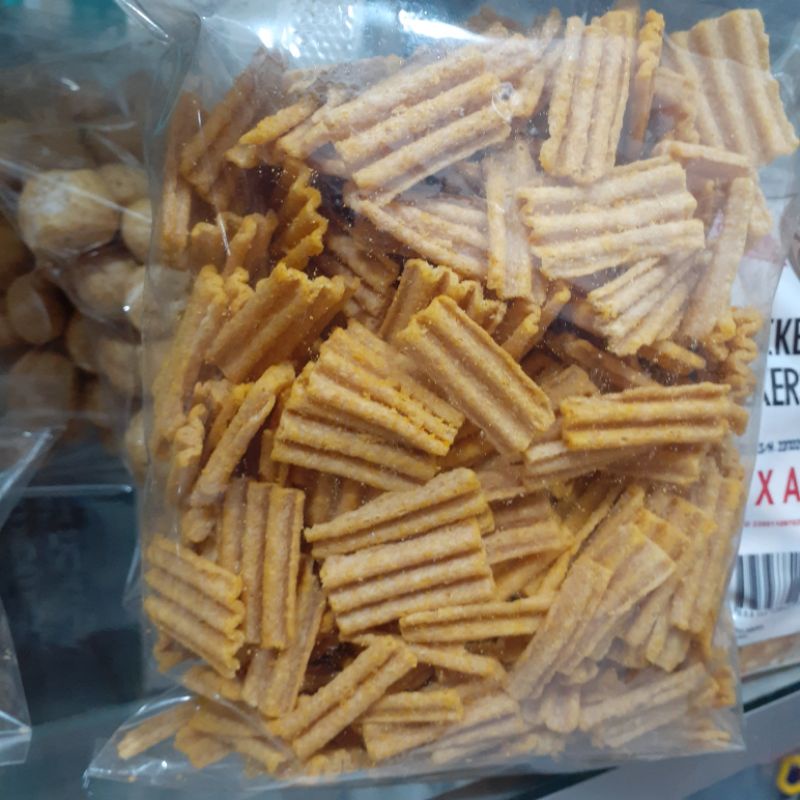 Jual KERIPIK KENTANG JAGUNG KEJU RENYAH 500GRAM CEMILAN KILOAN | Shopee ...