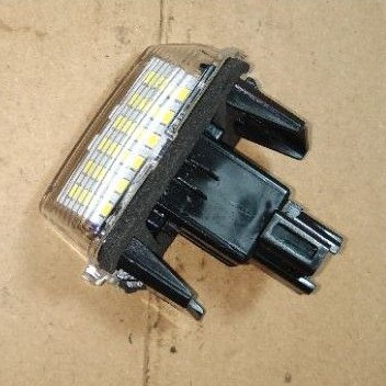 Jual LAMPU LED PLAT NOMOR BELAKANG TOYOTA INNOVA REBORN CAMRY YARIS ...