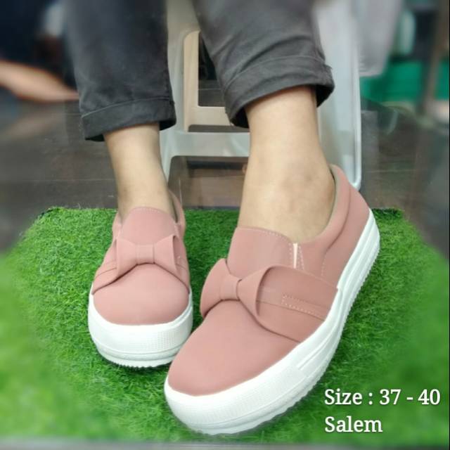 Jual Sepatu unik by tenzo kuat nyaman dipakai | Shopee Indonesia