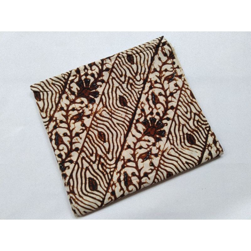 Jual Kain batik cap sogan Jogja soco latar putih | Shopee Indonesia
