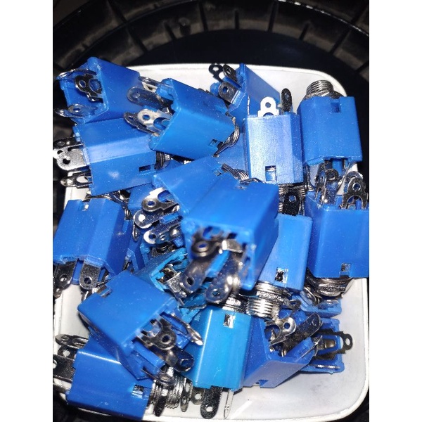 Jual Soket Akai Stereo Kotak Biru Soket Toa Stereo Kotak Biru Murah ...