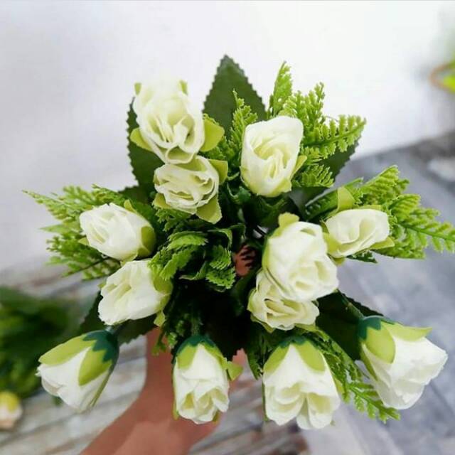 Jual RANGKAIAN BUNGA MAWAR PUTIH MINI | Shopee Indonesia