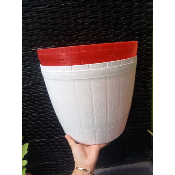 Jual Pot Bunga Gentong Kayu 37 - Pot Tanaman Lovenia Motif Kayu ...
