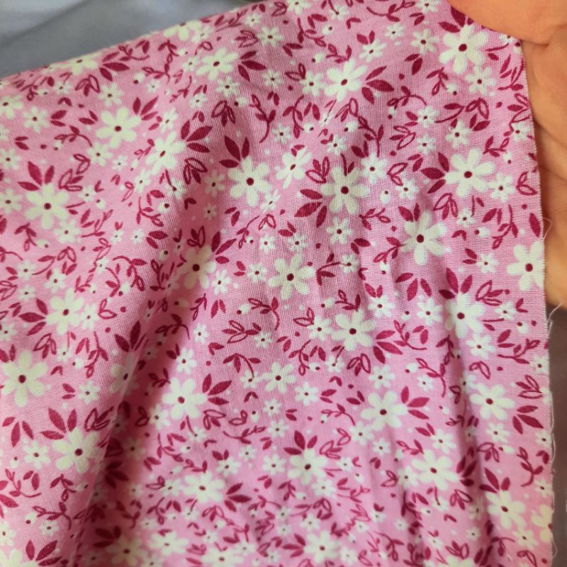 Jual kain katun bunga pink halus hrga per50cm | Shopee Indonesia