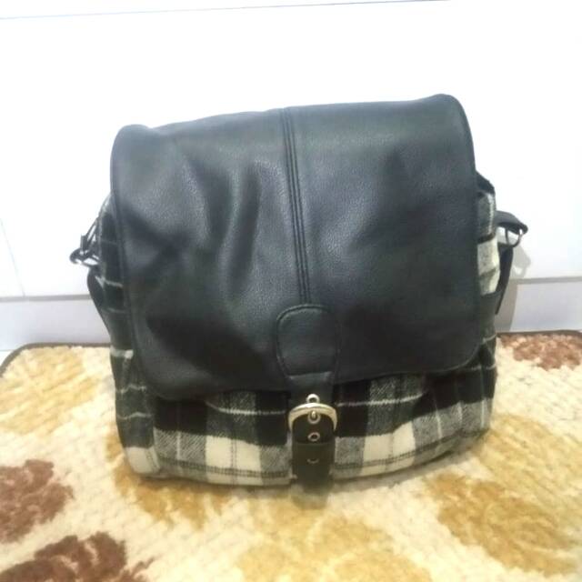 Jual Tas RM Black | Shopee Indonesia