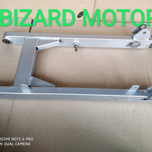Jual Swing arm suzuki shogun 125 old pnp suzuki arashi second original ...