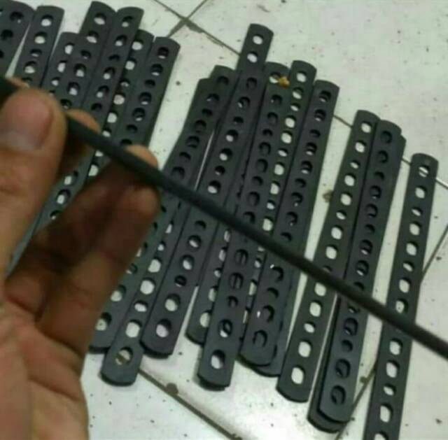 Jual Breket Spakbor Breket Lampu Breket Plat bolong Besi Tebal ...