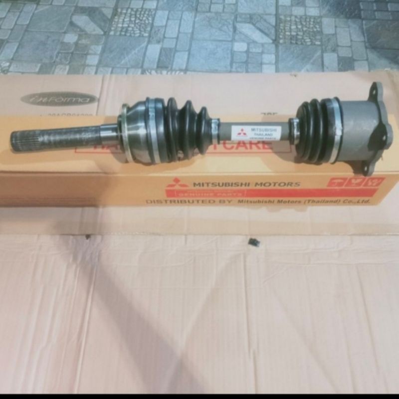 Jual cv joint drive shaft as roda depan l200 strada | Shopee Indonesia