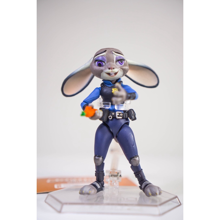 Jual Revoltech Judy Hopps Juddy Zootopia Rabbit Cop Police Figure ...