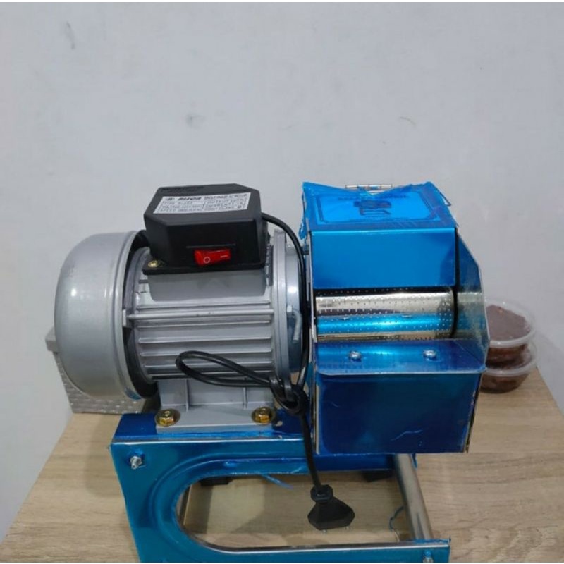 Jual Mesin parutan kelapa/Singkong Listrik Stenlies BISON 200 Wt ...