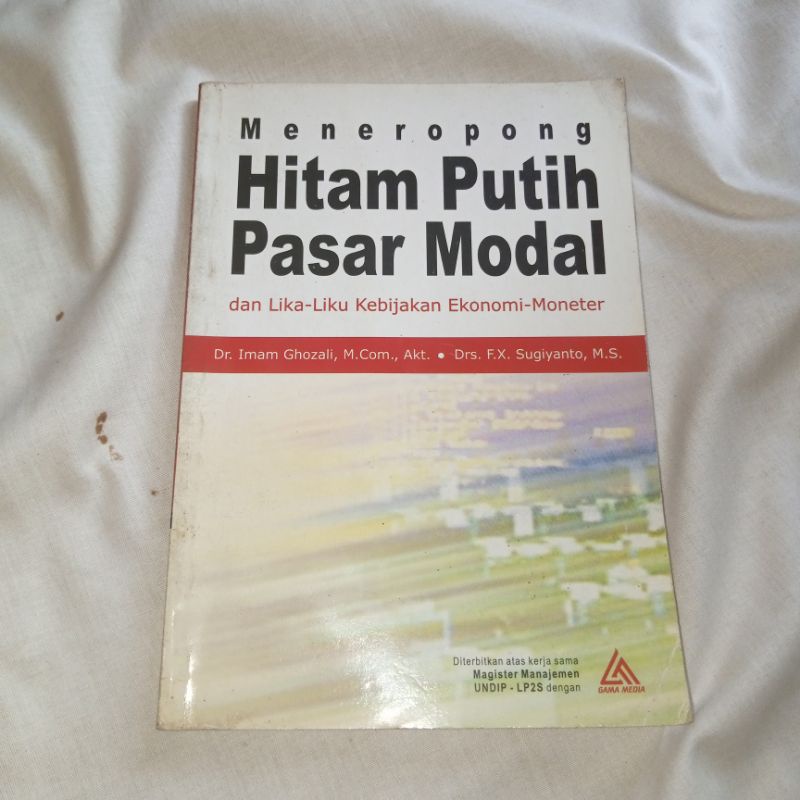 Jual Buku Meneropong Hitam Putih Pasar Modal Dan Lika Liku Kebijakan ...