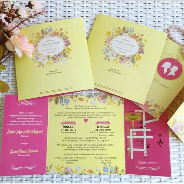 Jual Undangan Kuning Elegan | Shopee Indonesia