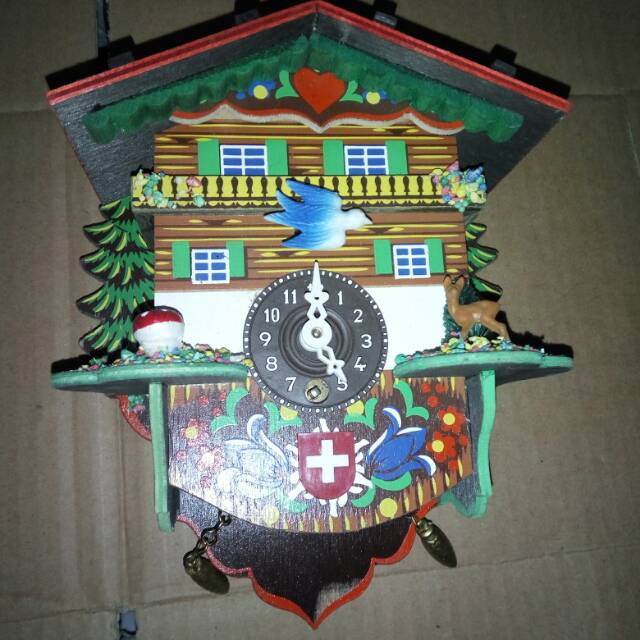 Jual JAM KIKUK MINI SWISS | Shopee Indonesia