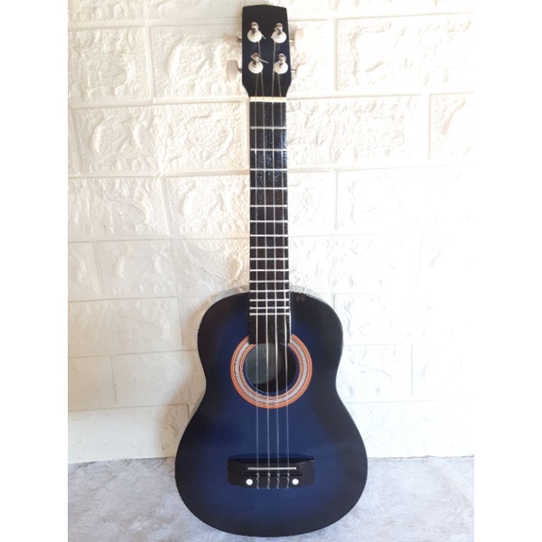 Jual UKULELE GRADASI MURAH SENAR 4 //GRATIS PICK (KENCRUNG) | Shopee ...