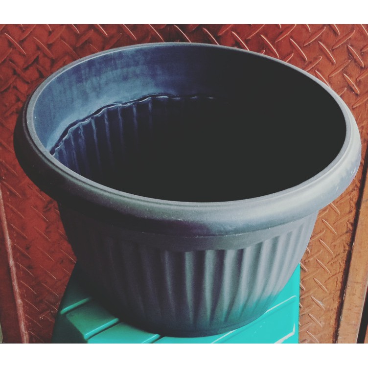 Jual Pot Bunga 25 cm Hitam tanaman hias plastik hero | Shopee Indonesia