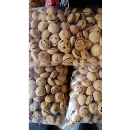 Jual bolu smile/roti smile enak kemasan 1kg | Shopee Indonesia