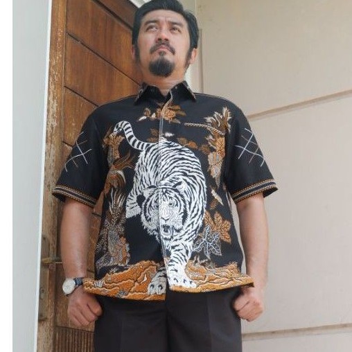 Jual KEMEJA BATIK MACAN TANGAN PENDEK PRABU SILIWANGI | Shopee Indonesia
