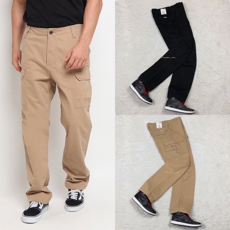Jual CELANA WRANGLER WRGR HARRIS REGULAR CARGO | Shopee Indonesia