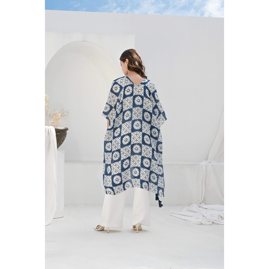 Jual (DEFECT SALE) BATIK RATU - Lara Outer | Shopee Indonesia