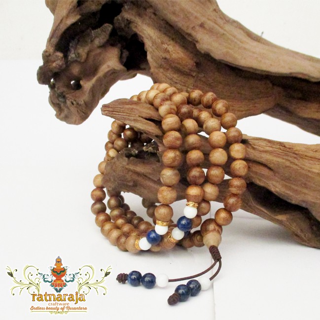 Jual Tasbih/Mala Aquilaria Filaria 8 mm With Lapis Lazuli & White Shell ...