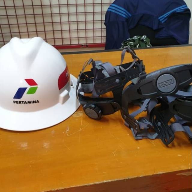 Jual MSA V Gard Full Brim Fastrac III Suspension | Shopee Indonesia