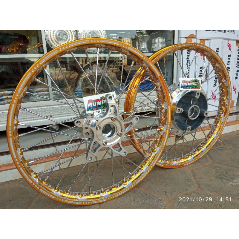 Jual paket velg jari jari jinfei cb150r new cb150r old veleg cbr150 rim ...